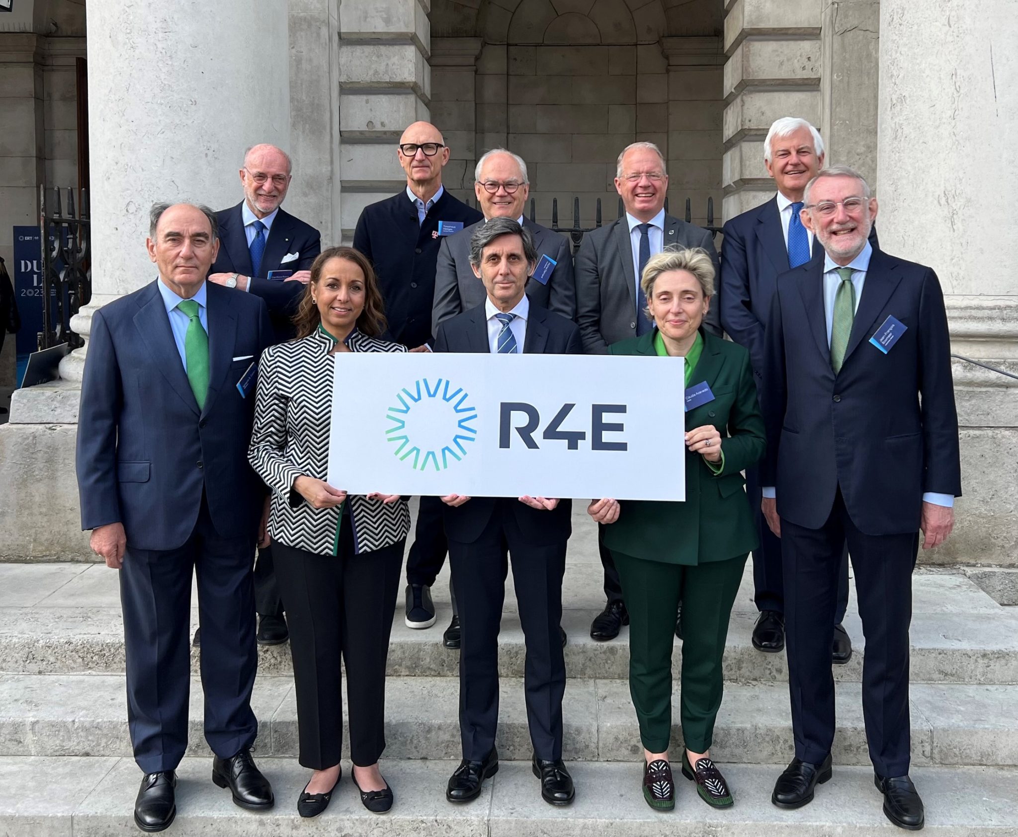Reskilling initiative R4E: gaining traction in the European Year of ...
